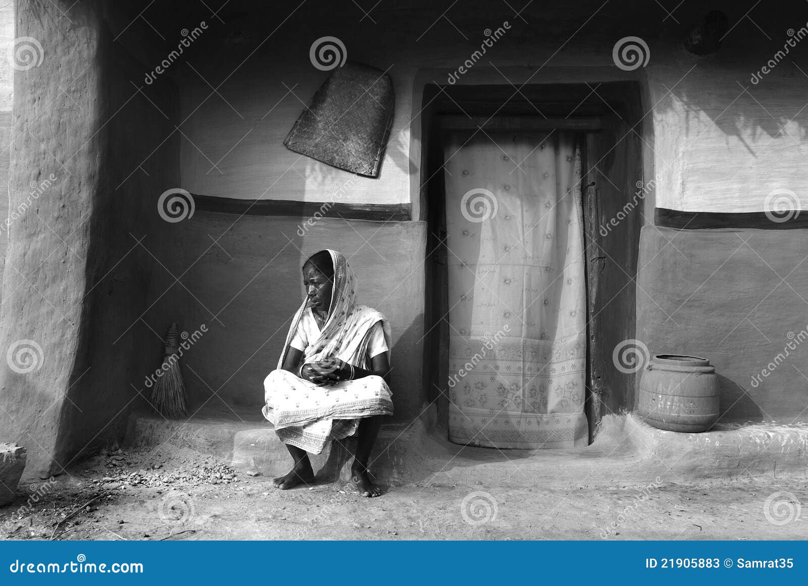 Poor Woman editorial stock photo. Image of life, village - 21905883