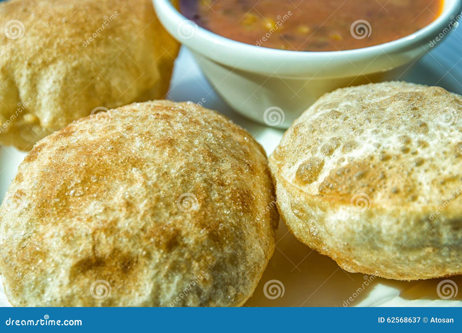 Poori image stock. Image du repas, nourriture, croustillant - 62568637