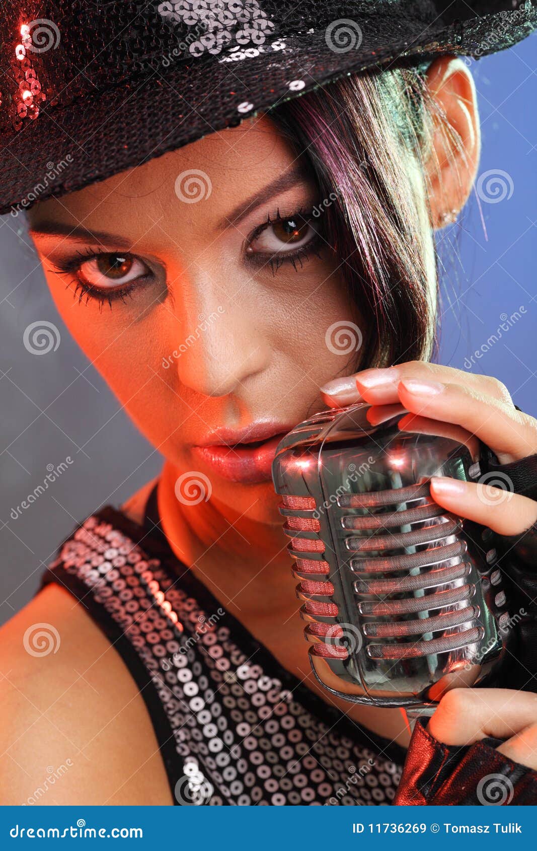 Pop music female singer stock image. Image of show, face - 11736269