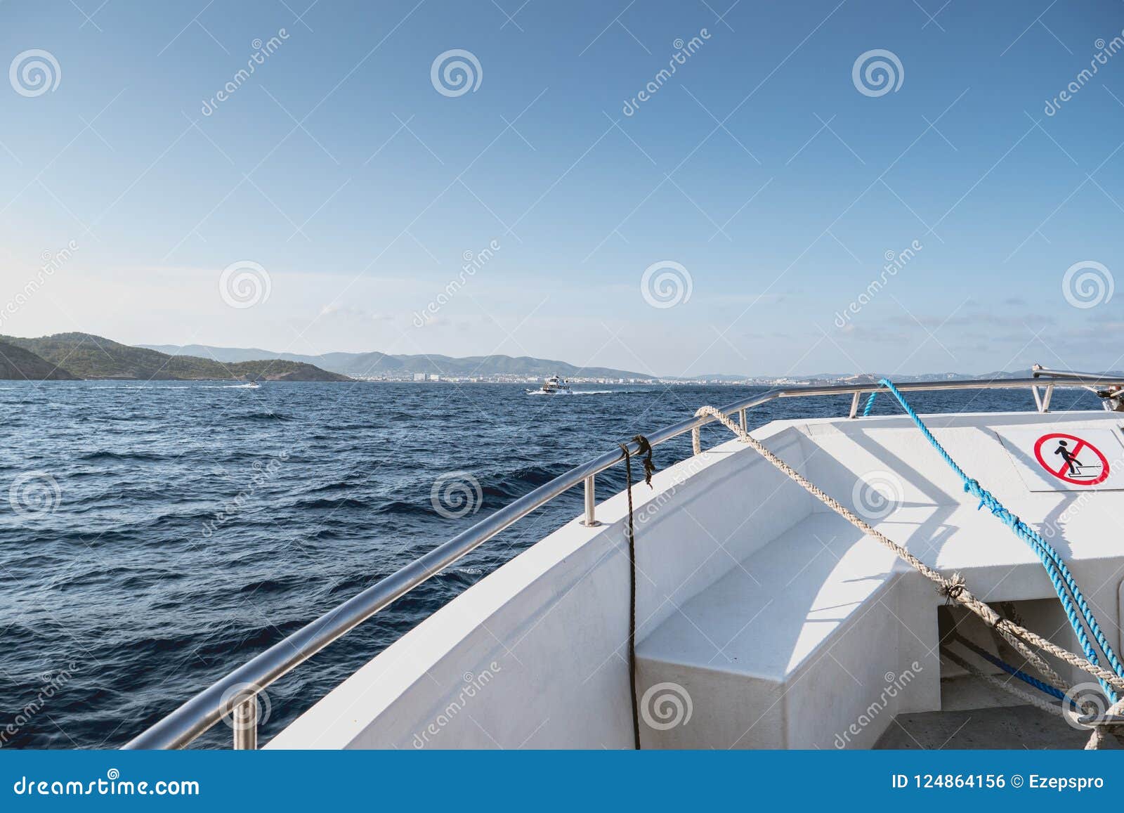 Popa De Una Nave, De Cuerdas Y De Nudos Foto de archivo - Imagen de ...