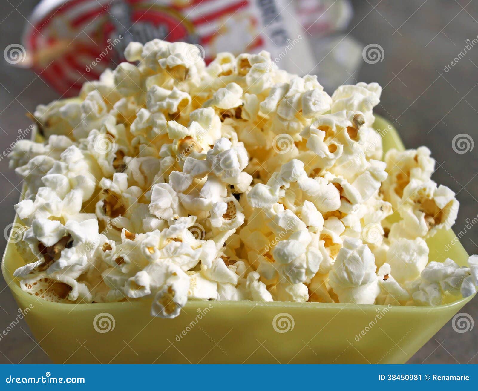 Popcorn stock image. Image of calorie, microwaved, serving - 38450981
