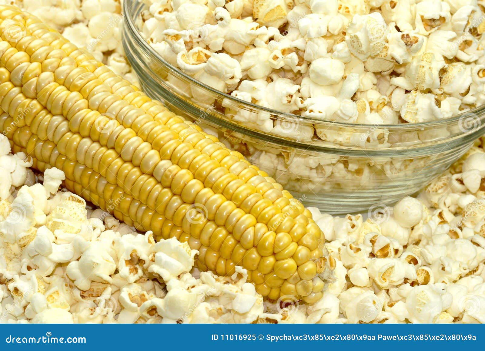 Popcorn und Mais stockbild. Bild von bauernhof, schmieröl - 11016925