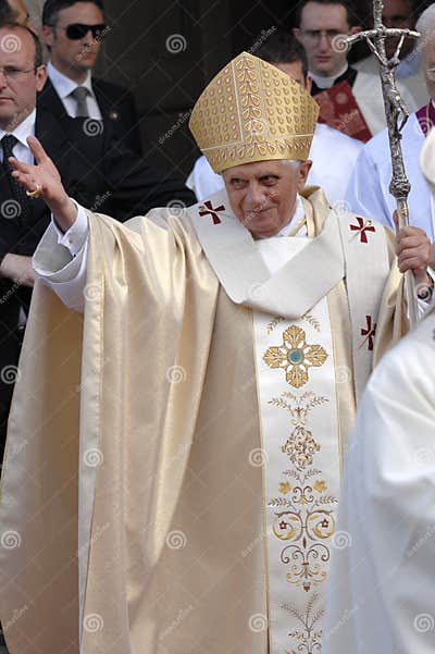 Pope Joseph Benedict XVI editorial stock photo. Image of church - 28389678