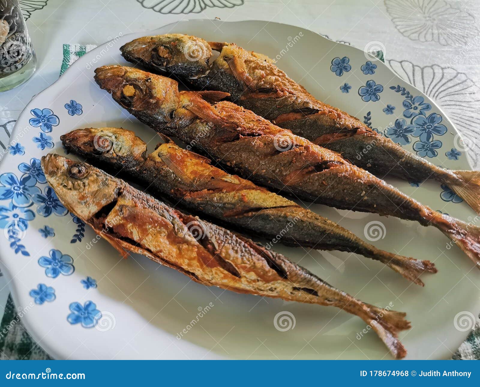 Popular Asian Food, Fried Basung Fish. Stock Photo - Image of borneo ...