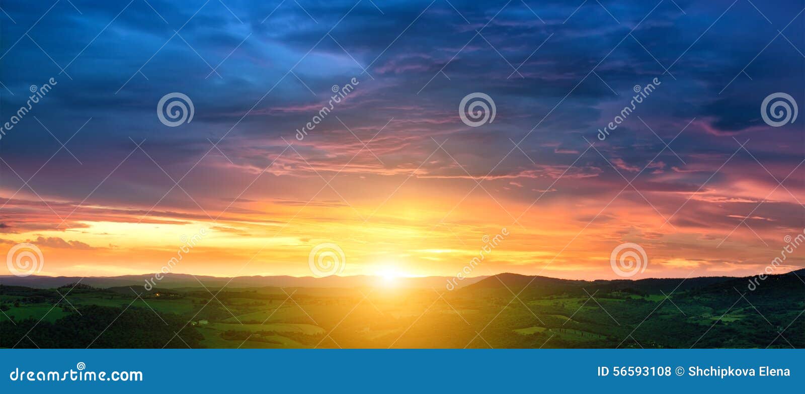 Por do sol bonito foto de stock. Imagem de tranquilidade - 56593108