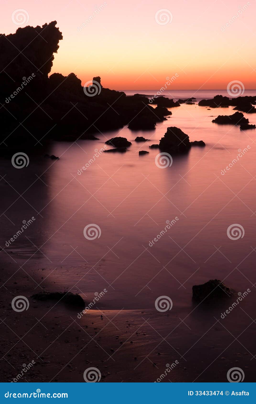 Por do sol cor-de-rosa foto de stock. Imagem de litoral - 33433474