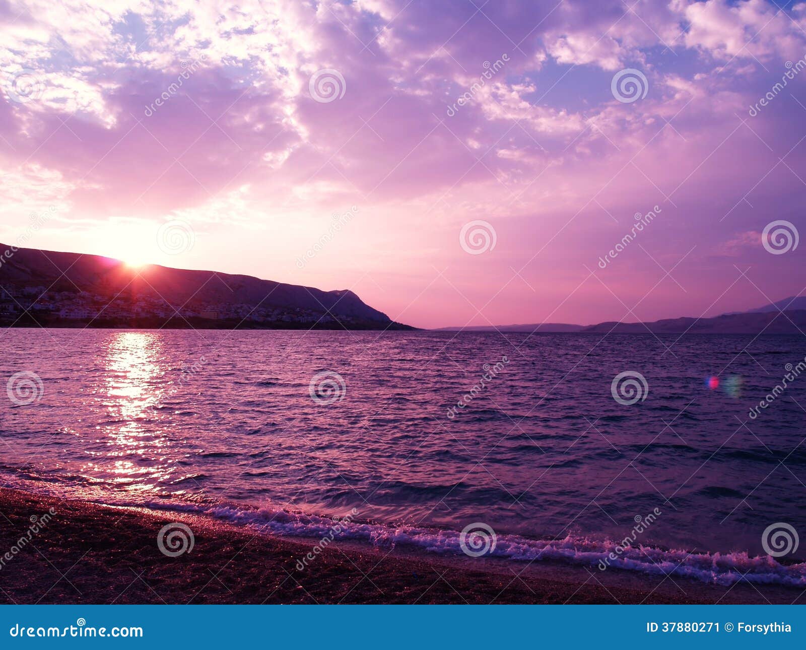 Por Do Sol Cor-de-rosa E Violeta Imagem de Stock - Imagem de ondas ...