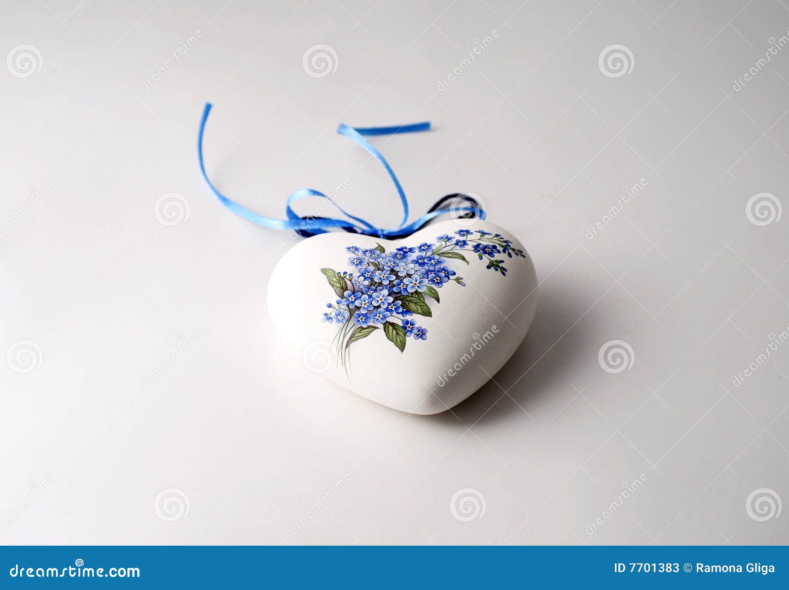 Porcelain heart stock image. Image of gift, white, porcelain - 7701383