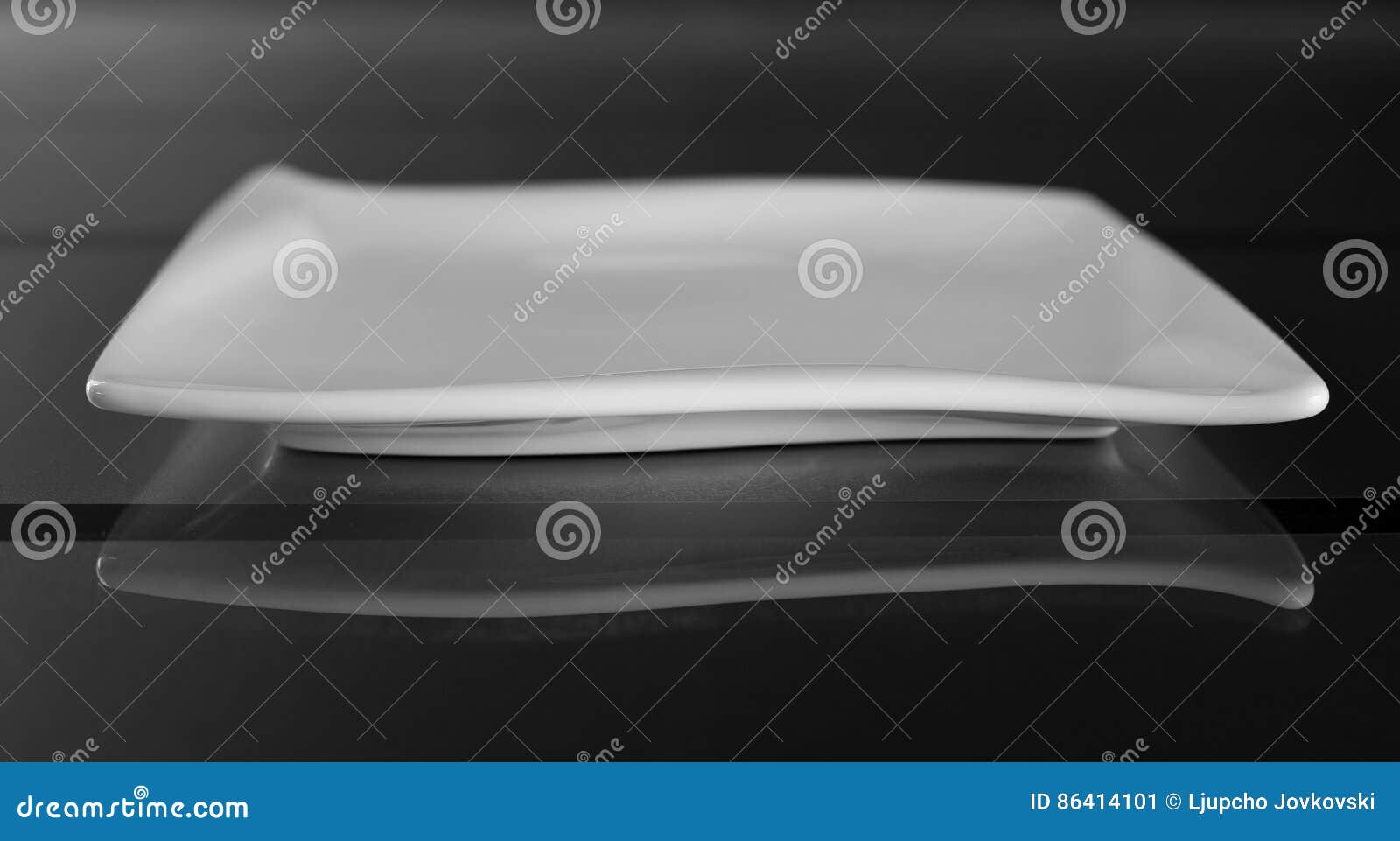 Porcelain Square Shallow Dish Stock Image - Image of dishware, shallow ...