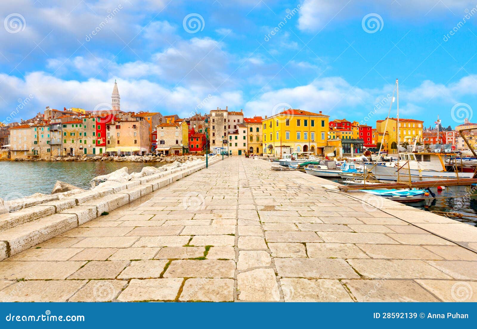 Porec - Croacia imagen de archivo. Imagen de barco, agua - 28592139