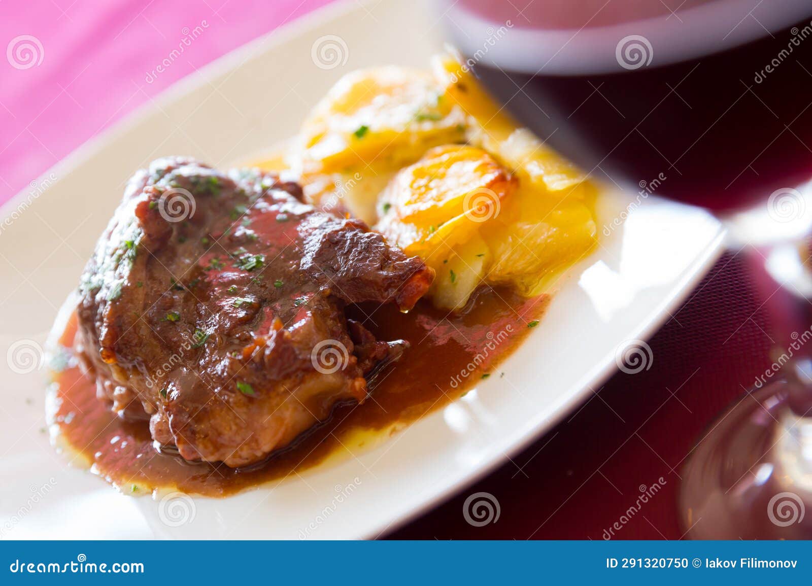 Pork Cheeks Stock-Fotos Und Bilder – XNCUC