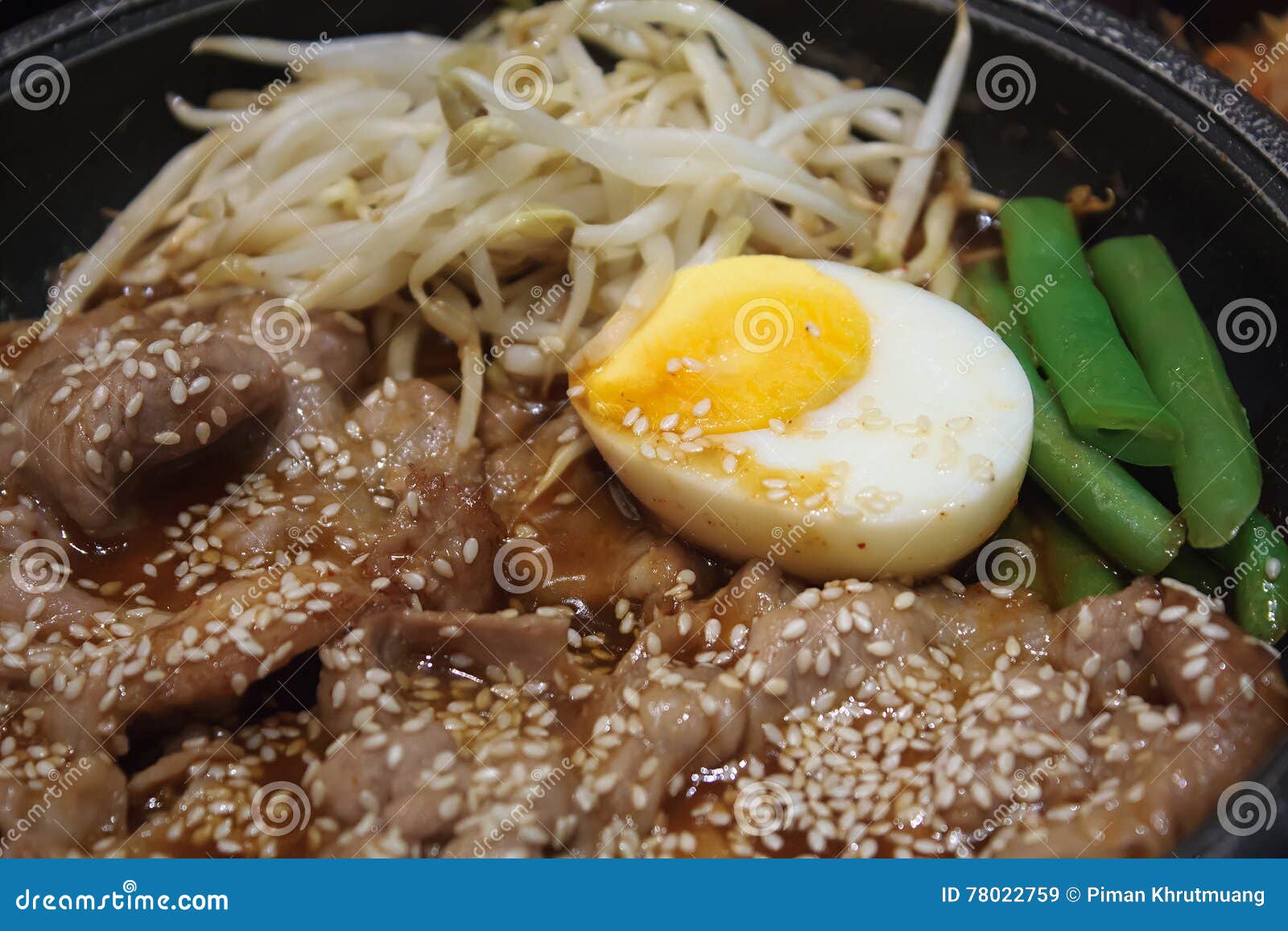 Pork with Egg and Vegetables Teppanyaki Stock Image - Image of ...