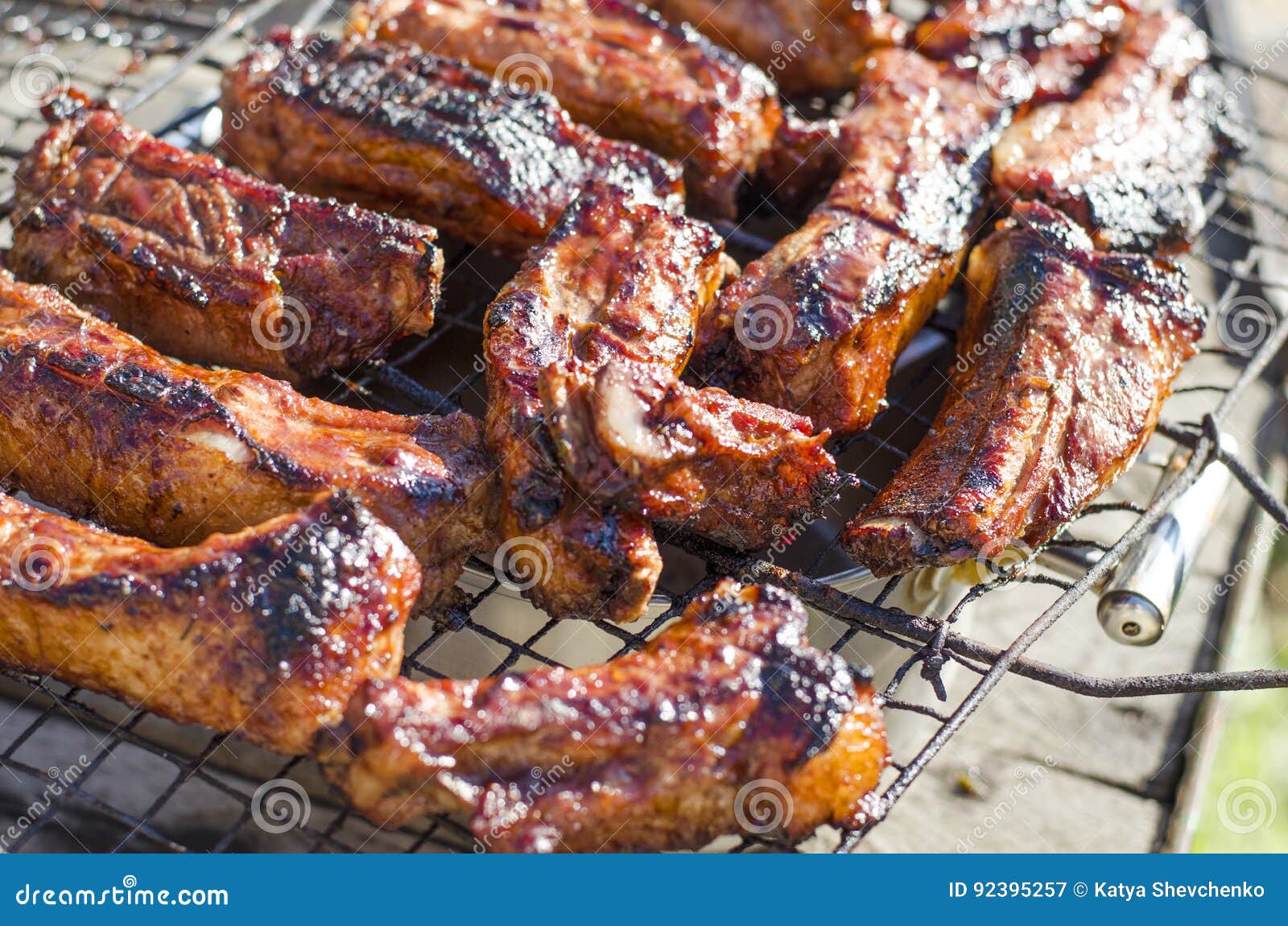 Pork ribs on grill stock image. Image of rest, bonfire - 92395257