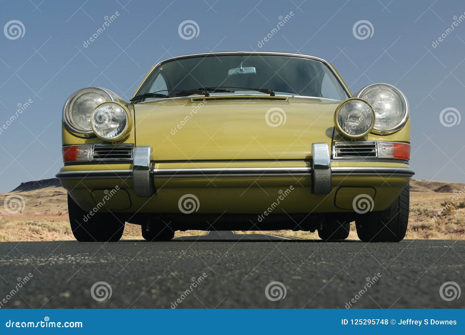 1967 Porsche 911 Front View Editorial Stock Photo - Image of desert ...