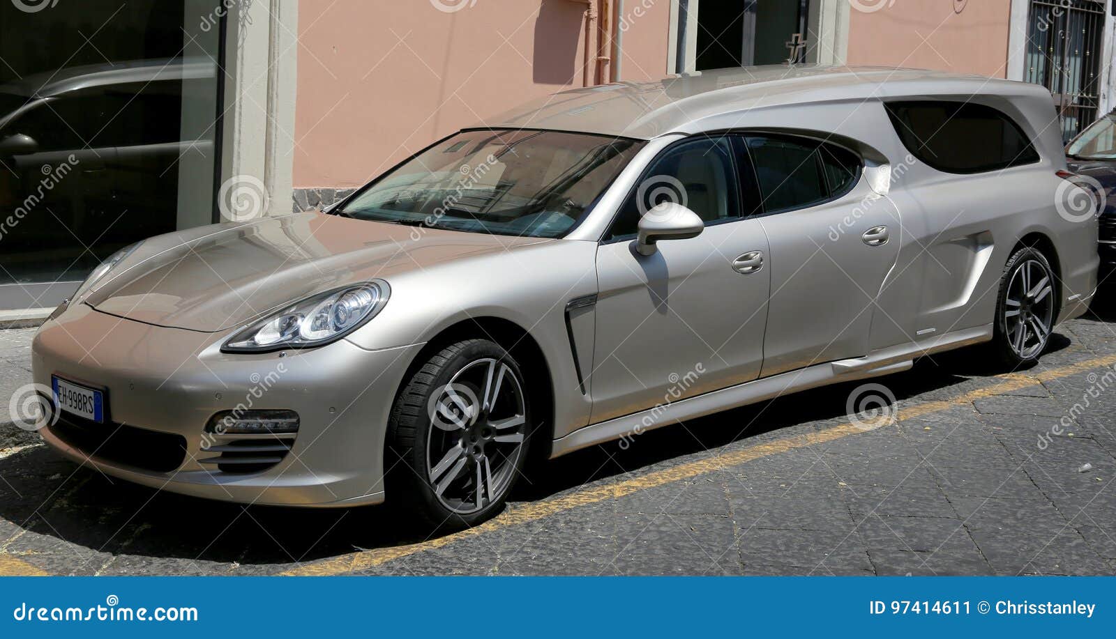 Porsche hearse editorial photo. Image of death, faith - 97414611