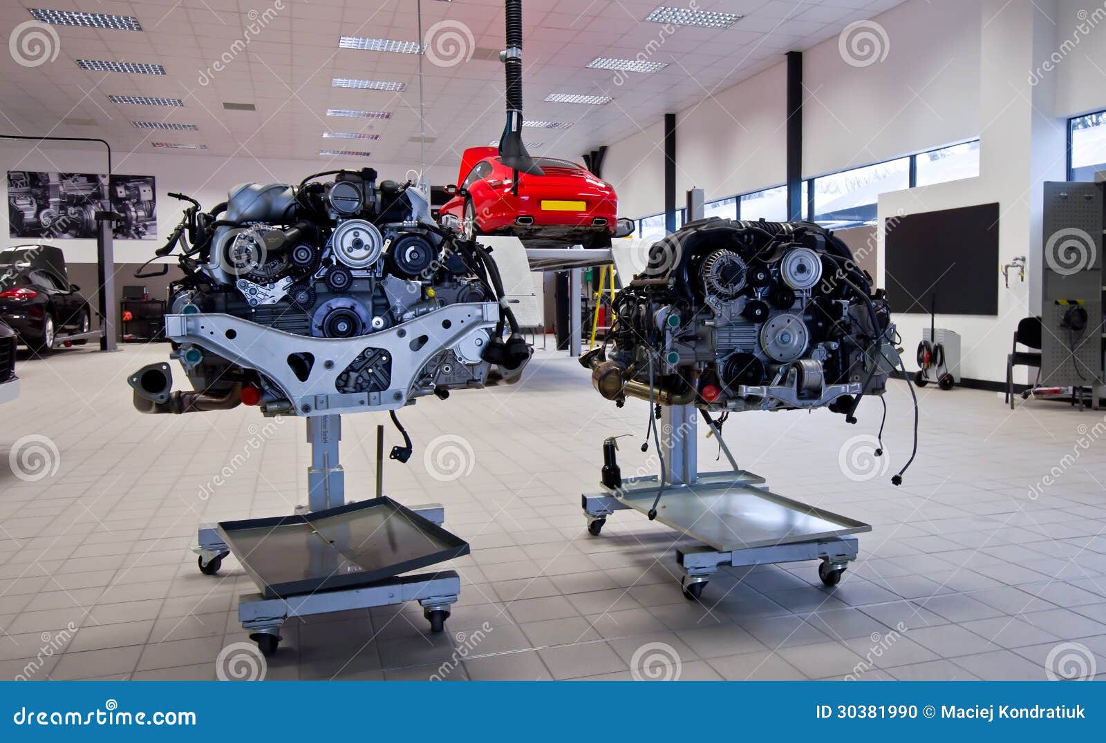 Porsche inside a garage editorial image. Image of moving - 30381990