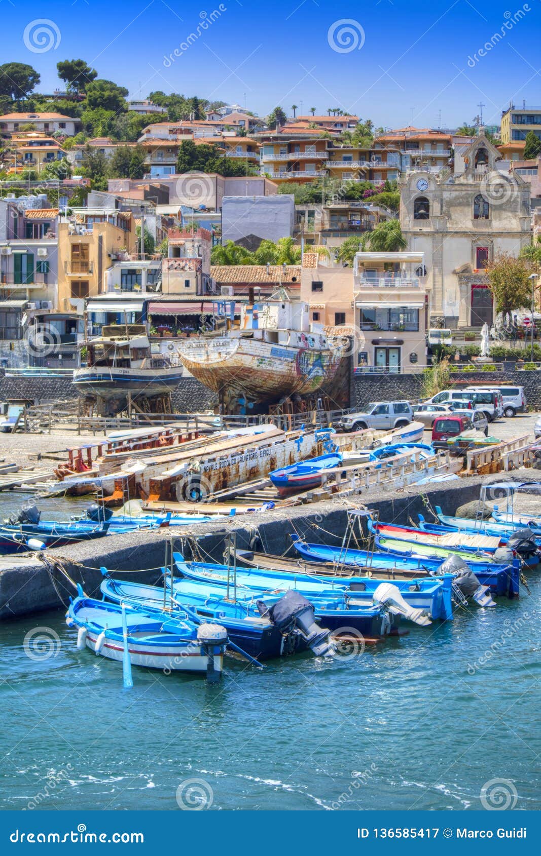 Port of Aci trezza editorial photography. Image of coast - 136585417