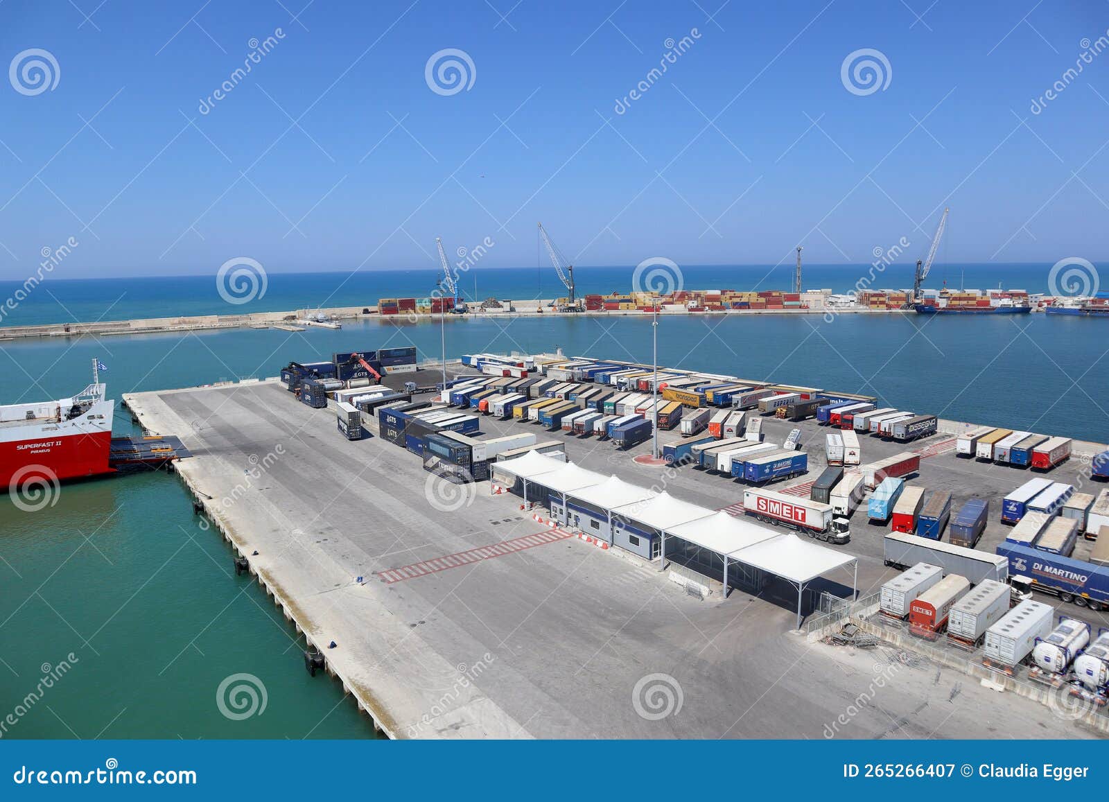 The Port of Bari in Italy editorial photography. Image of ship - 265266407