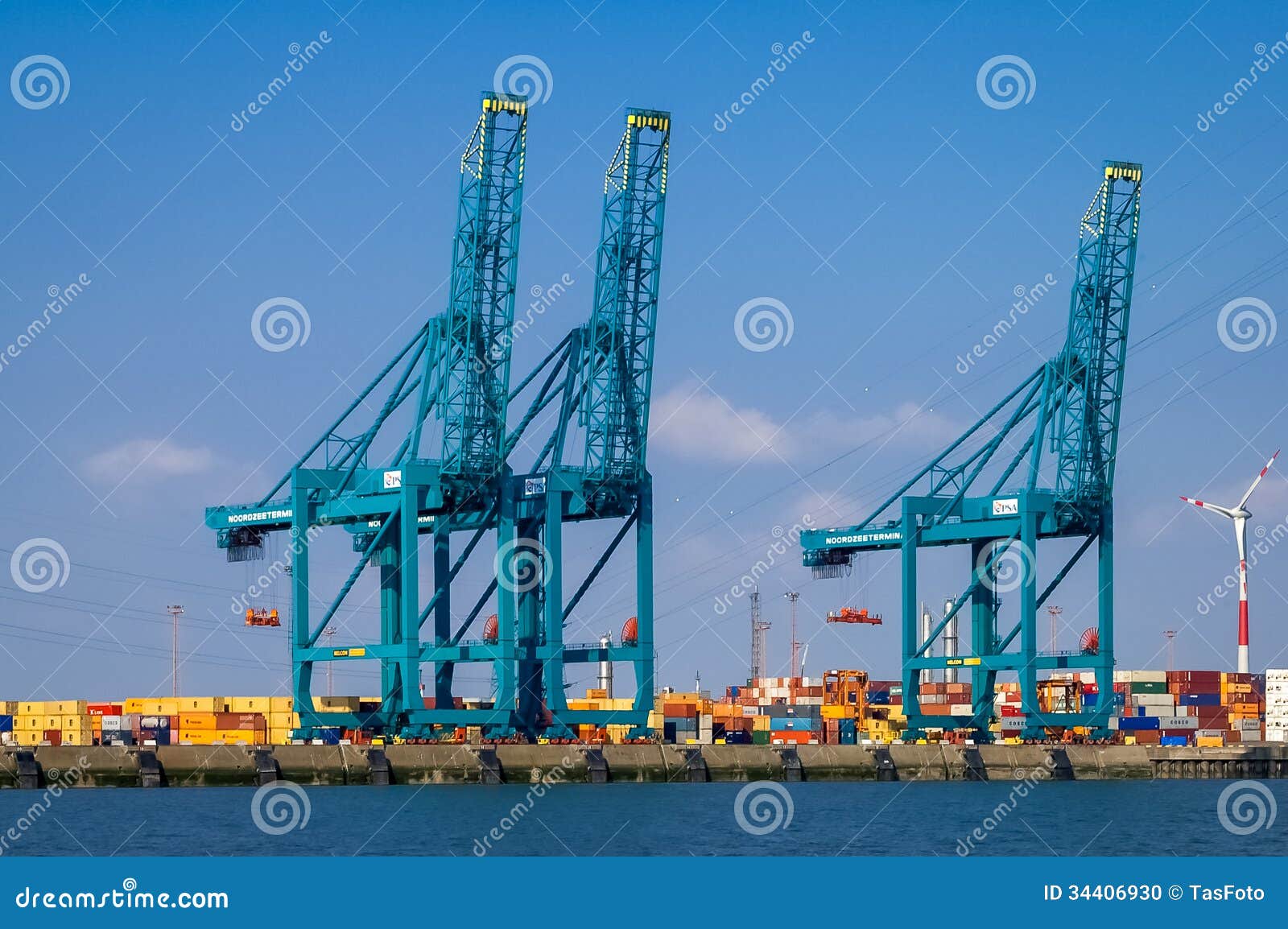 Port d'Anvers, Belgique image éditorial. Image du arsenal - 34406930