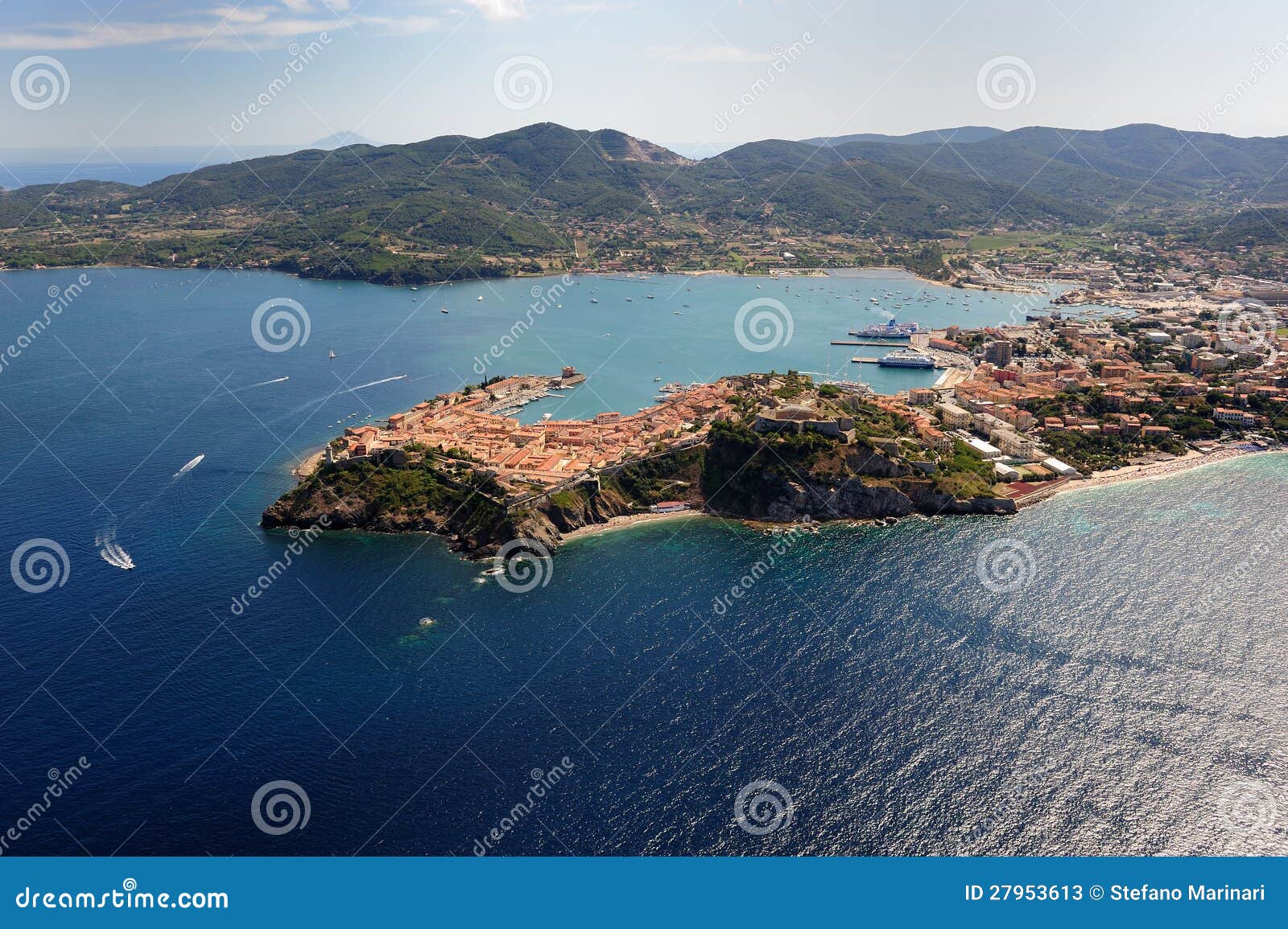Port De D'Elba-Portoferraio D'Isola Image stock - Image du elba, nature ...