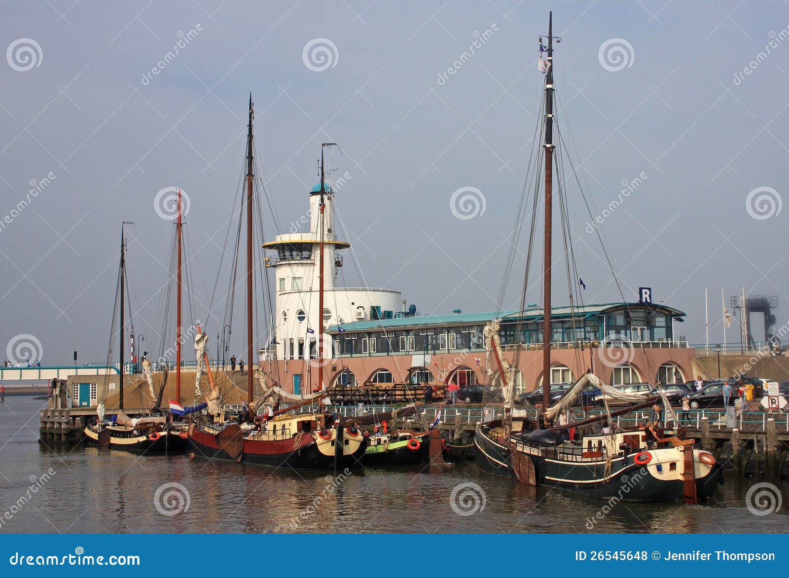 Port de Harlingen photo stock. Image du traditionnel - 26545648