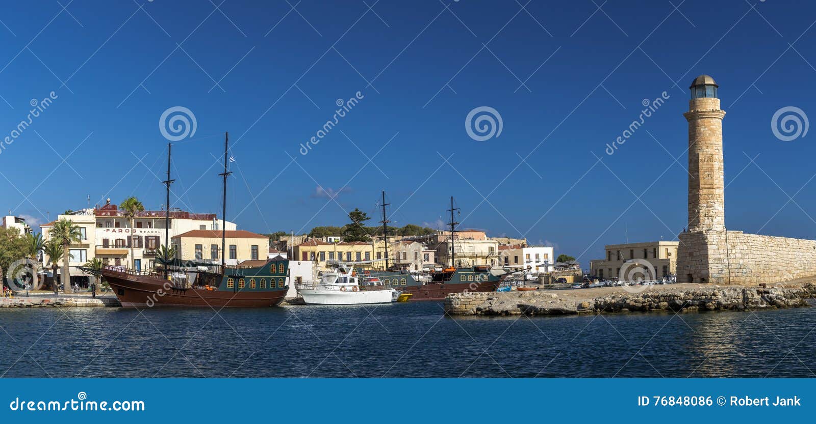 Port de Rethymno, Crète photo éditorial. Image du vénitien - 76848086