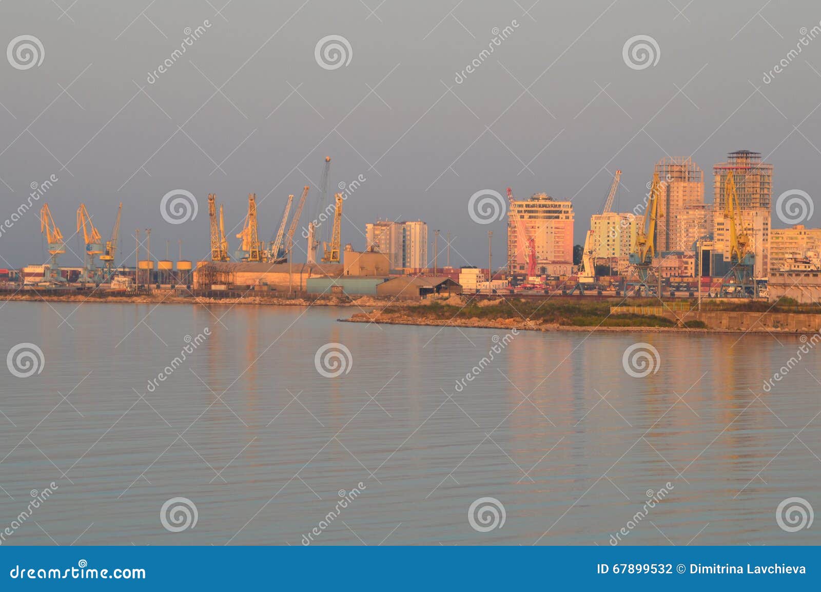 The Port of Durres stock photo. Image of pillar, cranes - 67899532