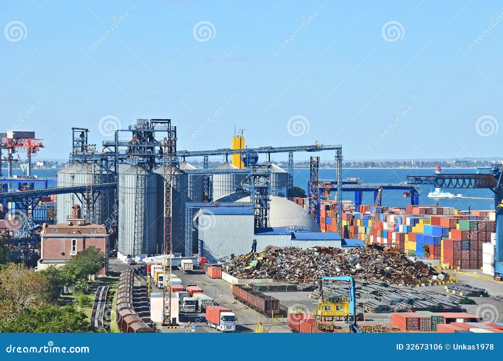 Port grain dryer stock photo. Image of harbor, grane - 32673106