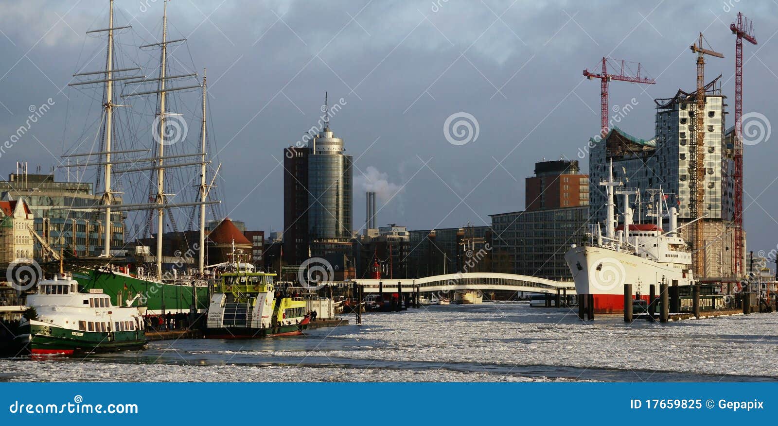 Port of Hamburg and Opera editorial image. Image of city - 17659825