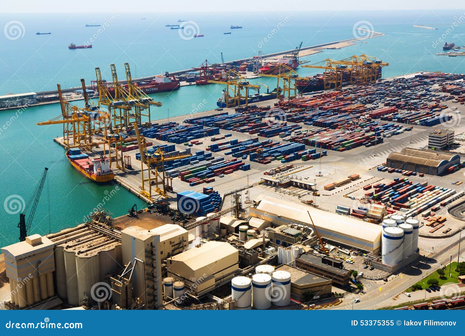Port Industriel De Barcelone Image éditorial - Image du maritime ...
