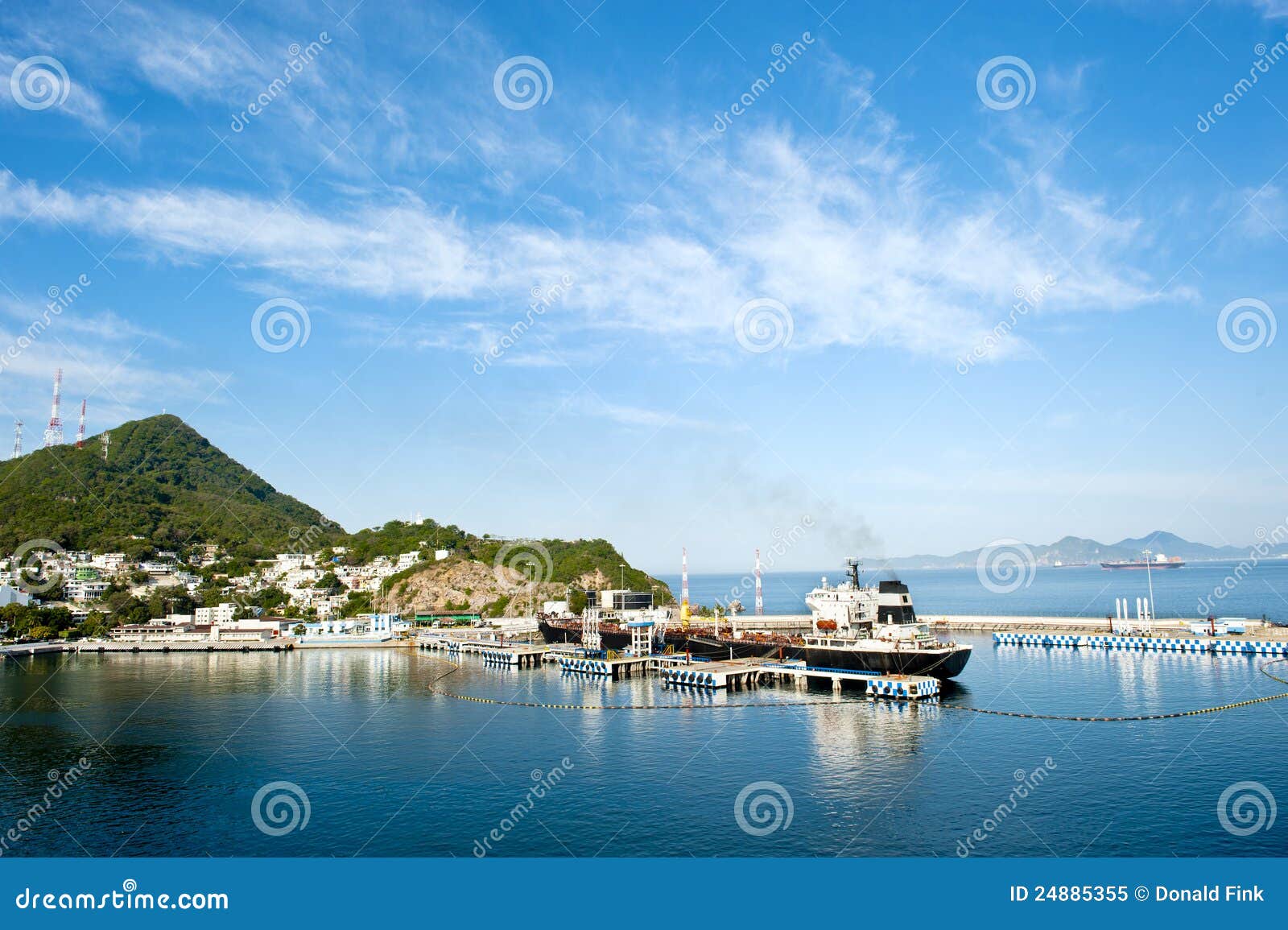 Port of Manzanillo, Mexico stock image. Image of boat - 24885355