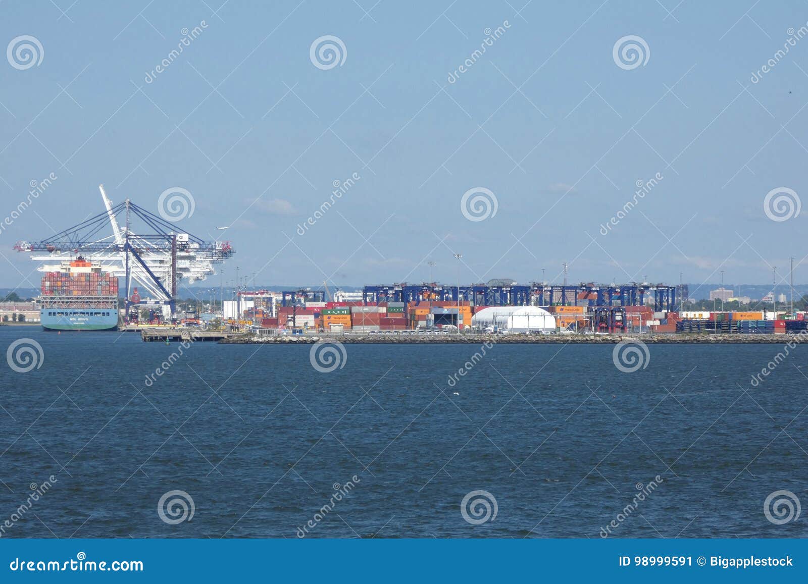 Port of New York and New Jersey Editorial Photo - Image of metropolitan ... Port of New York and New Jersey Editorial Photo - Image of metropolitan ...