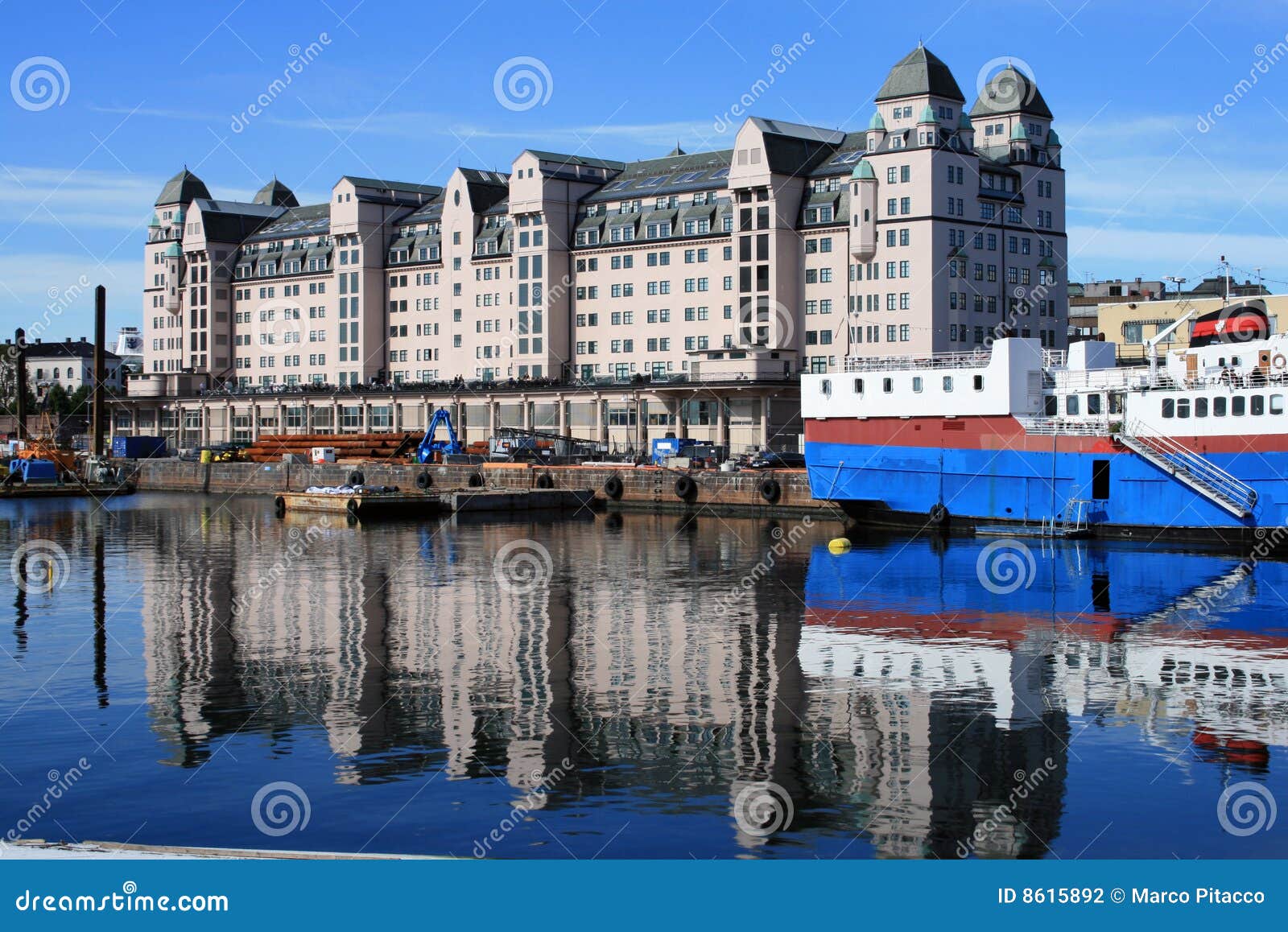 Port of Oslo stock photo. Image of skyline, havnelageret - 8615892