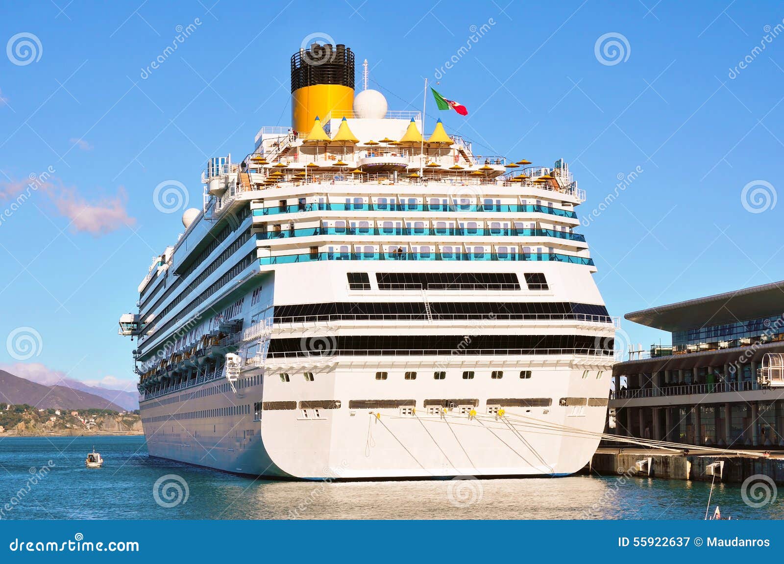 The port of Savona, Italy stock image. Image of traffic - 55922637