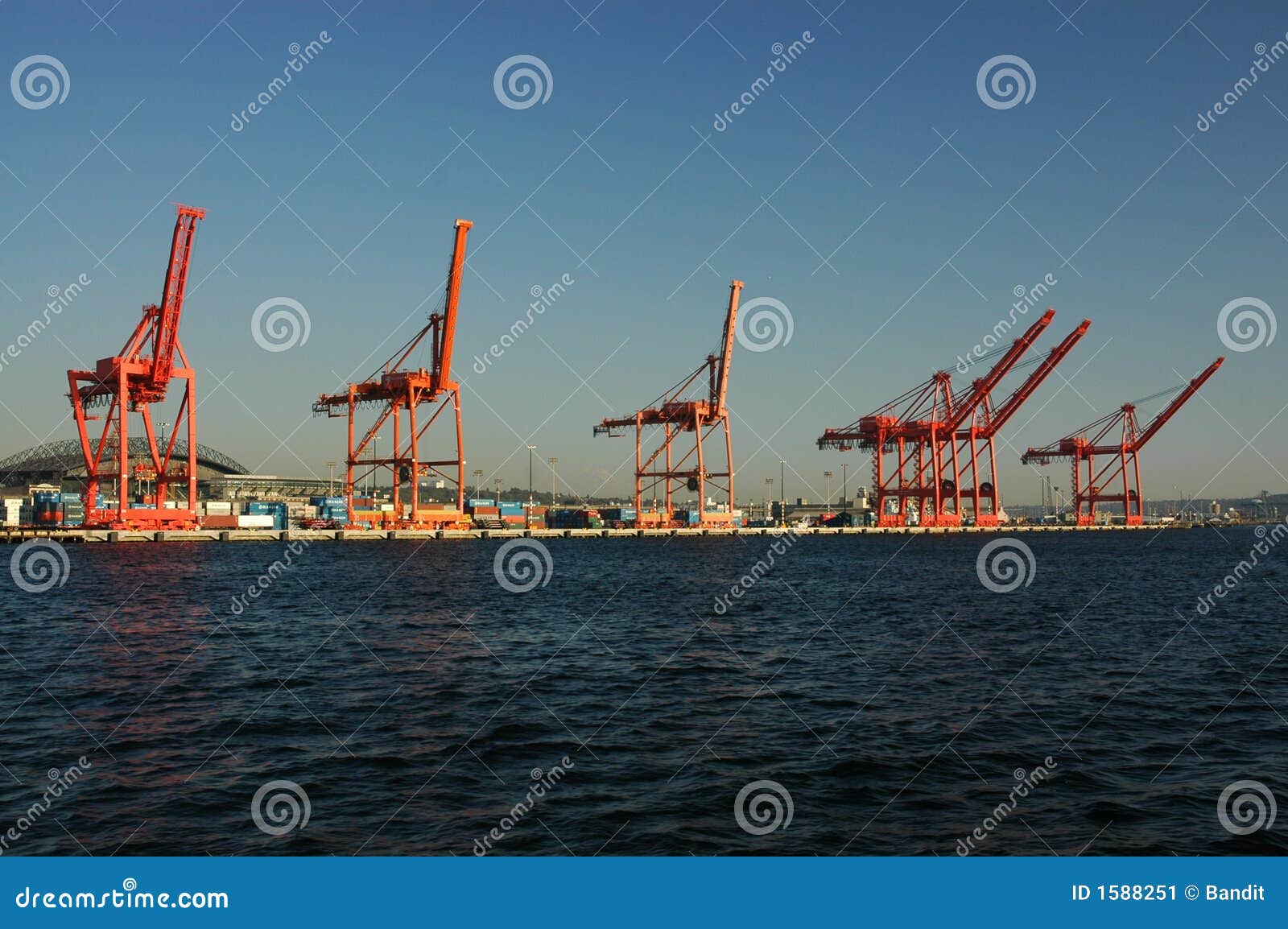 Port Of Seattle With Cranes And Docks For Ships Stock Photography ...