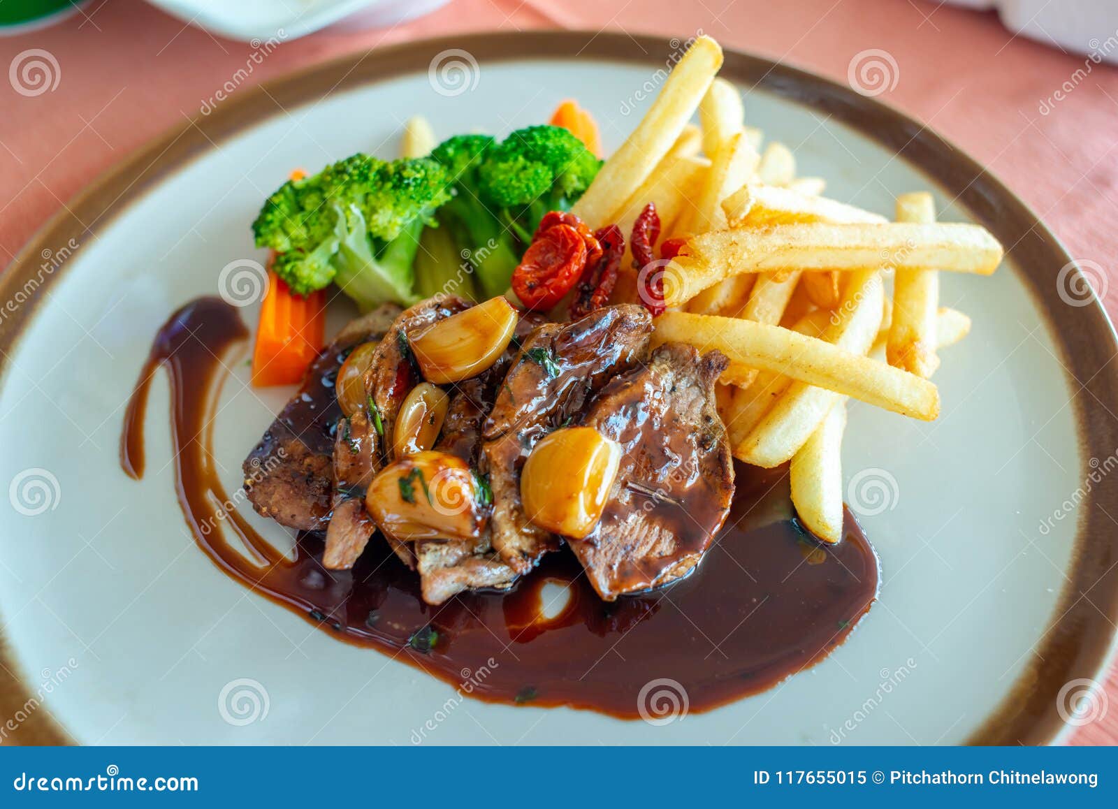 Port Steak With Red Wine Sauce Stock Image Image Of Broccoli Cook 117655015