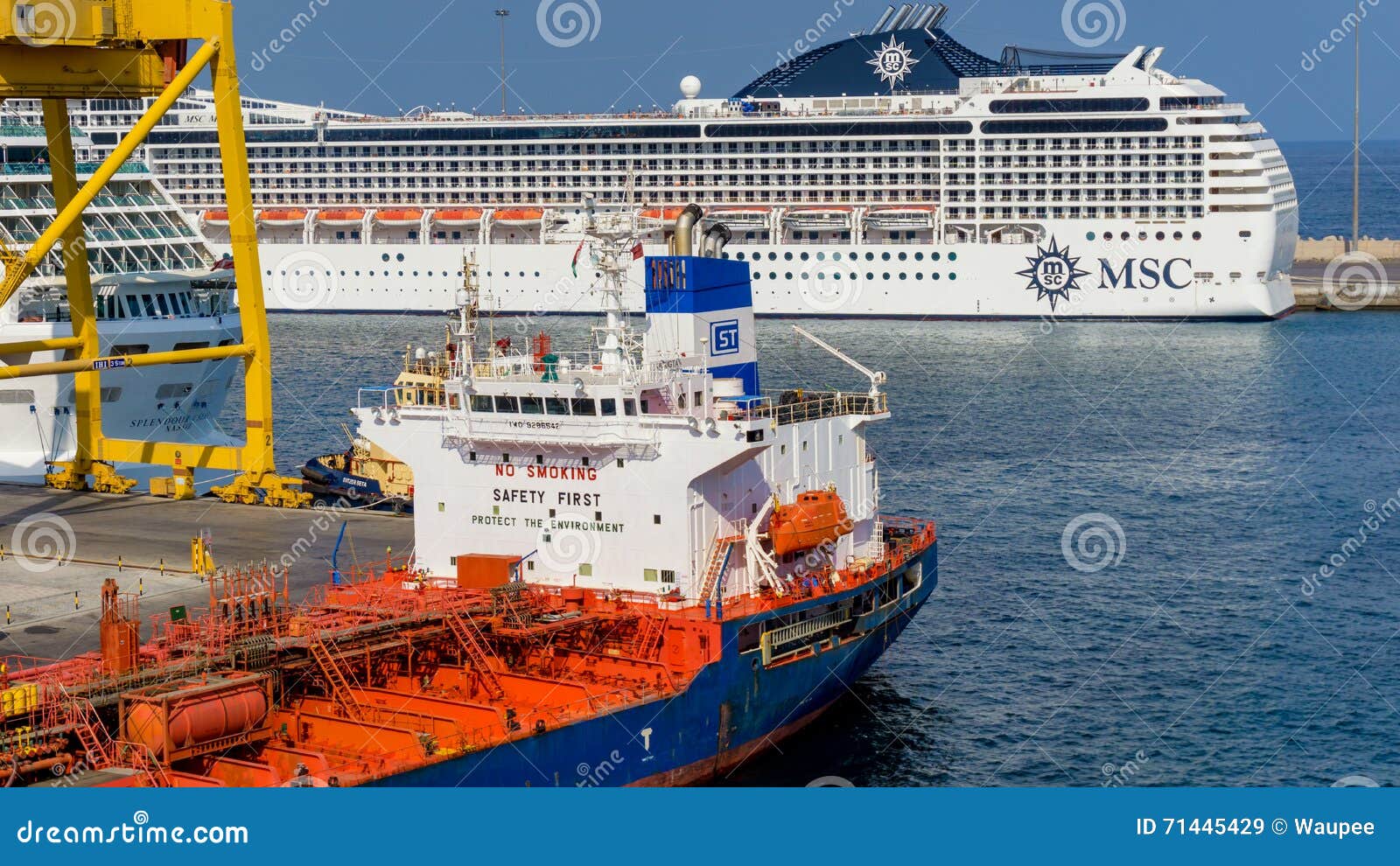 Port Sultan Qaboos in Muscat Editorial Stock Image - Image of seascape ...
