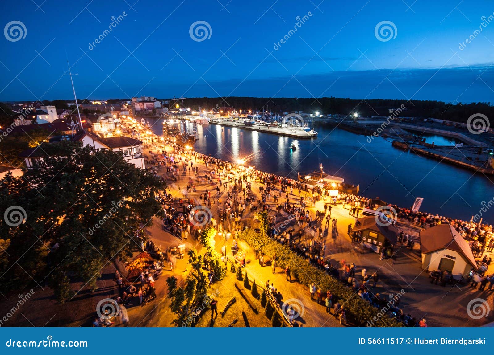 Port Ustka in night editorial photography. Image of dark - 56611517