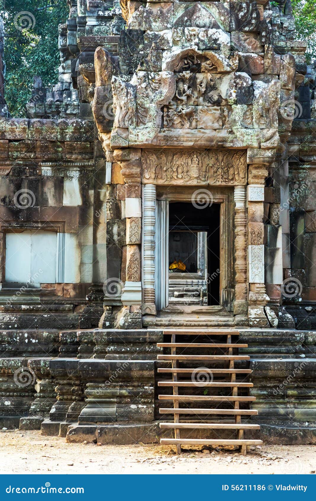 Porta, Scala Angkor Wat, Tempio Khmer Fotografia Stock - Immagine di ...