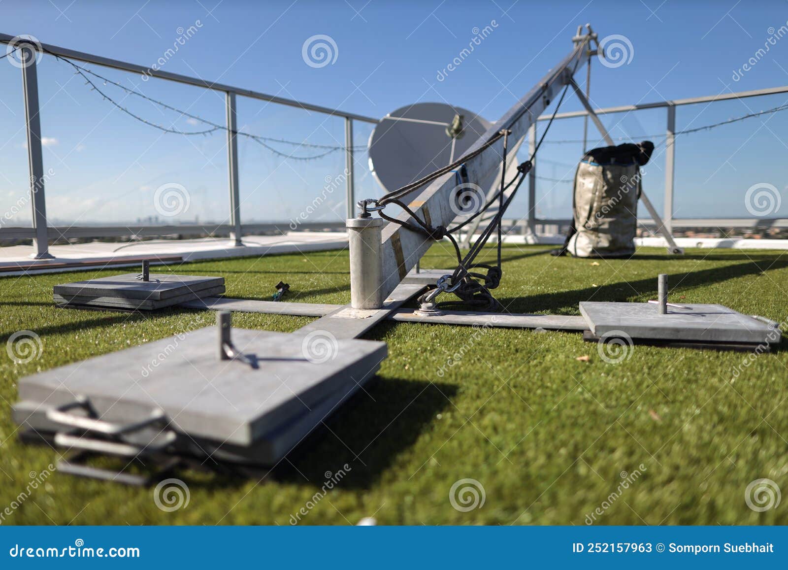 Portable Lightweight Abseiling Tripods Counter Weight System Equipment ...