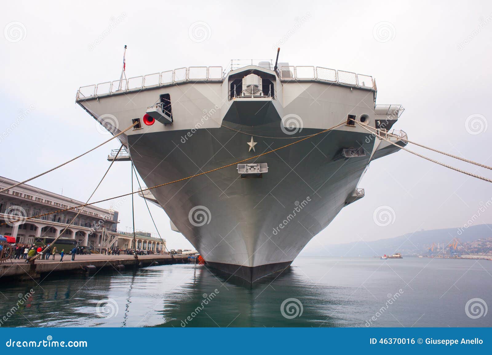 Portaerei Cavour photo éditorial. Image du combat, nautique - 46370016