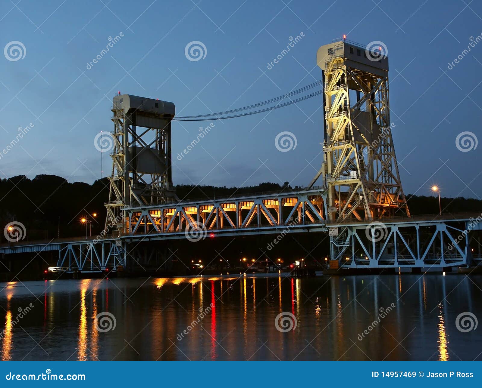 Portage Lake Lift Bridge stock image. Image of frame - 14957469