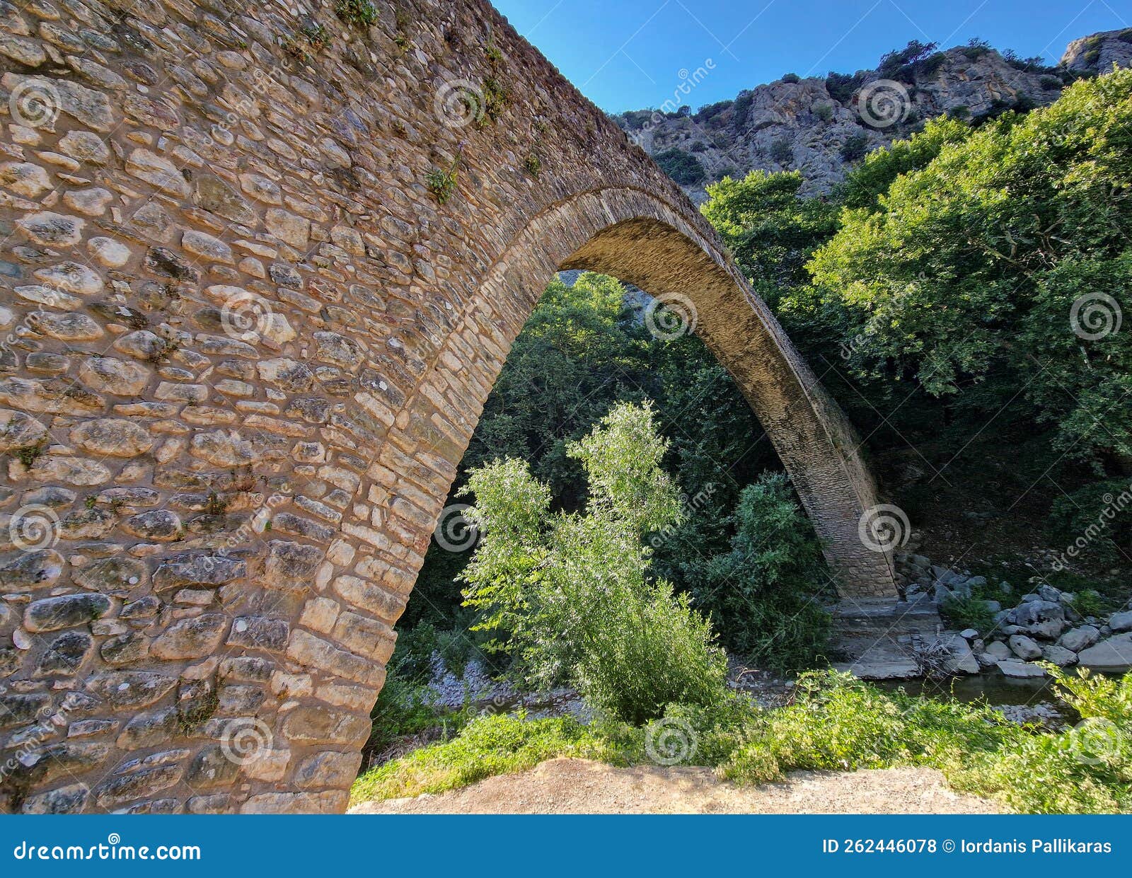 Portaikos River Single Arch Bridge at Pyli, Greece Stock Photo - Image ...
