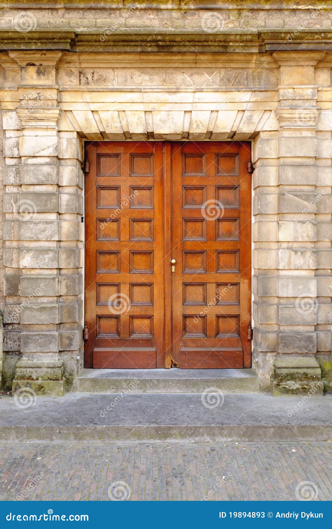 Portello immagine stock. Immagine di pietra, soglia, architettonico ...