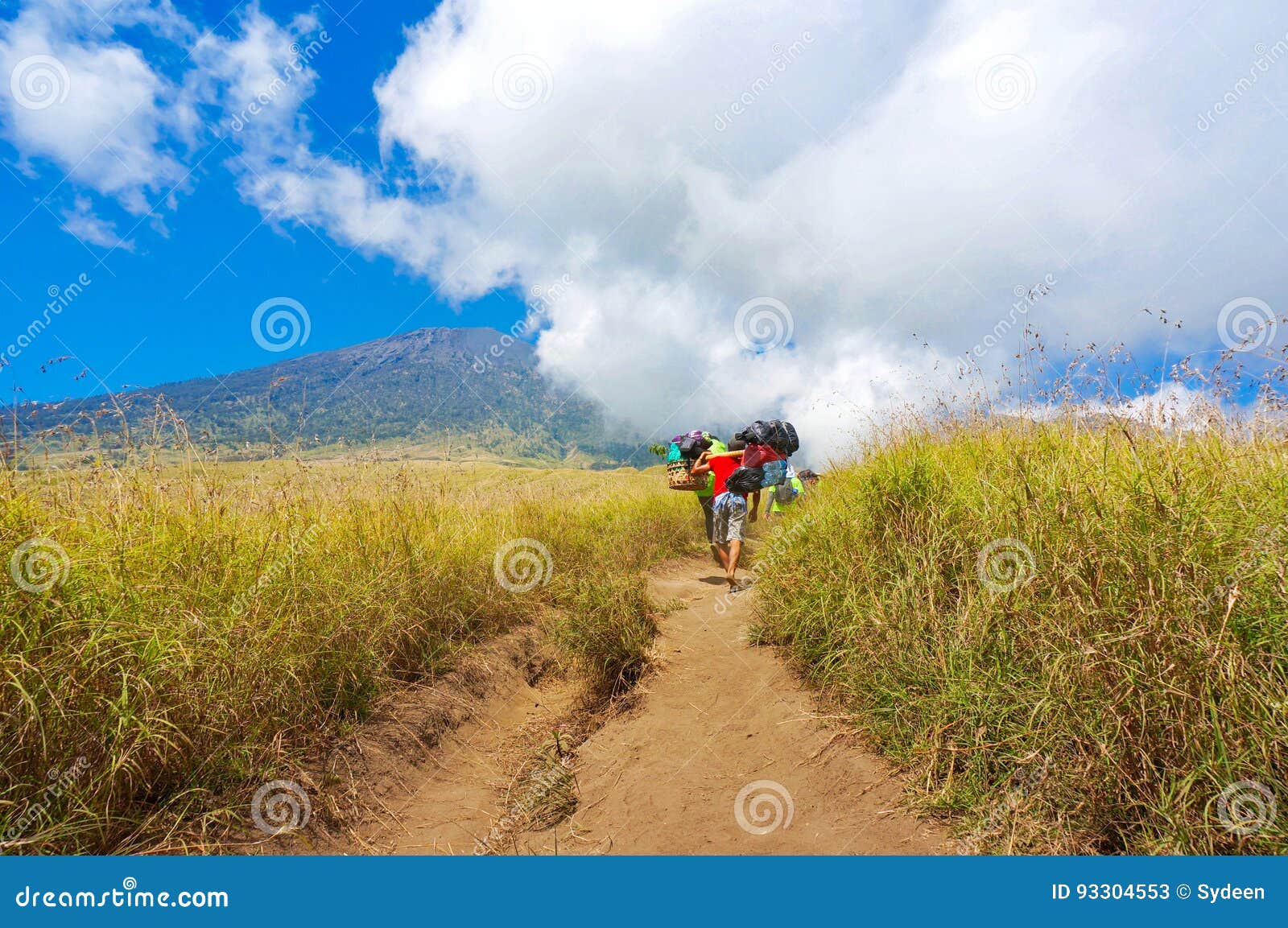 Porter rinjani mount editorial stock photo. Image of path - 93304553