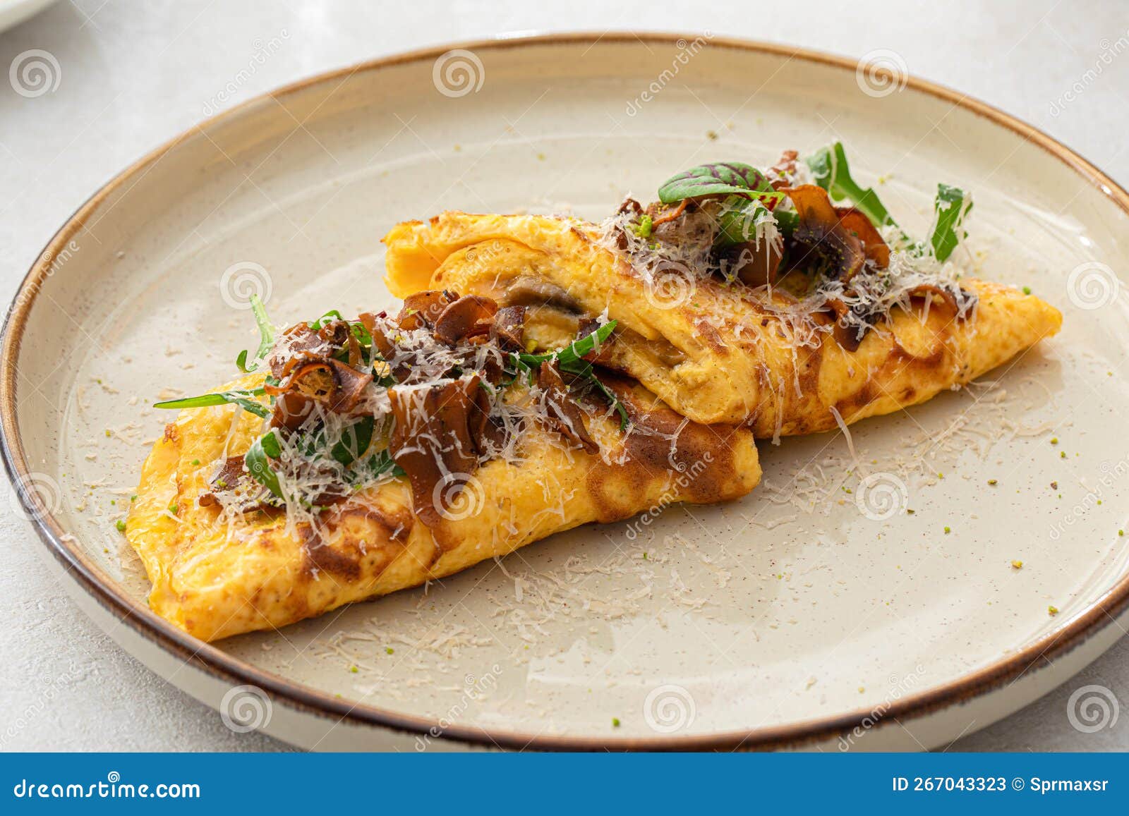 Omelette with Mushrooms and Cheese Stock Image - Image of breakfast ...