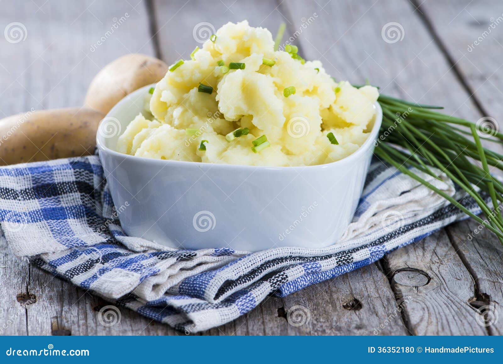 Portion of Mashed Potatoes stock photo. Image of drinks - 36352180
