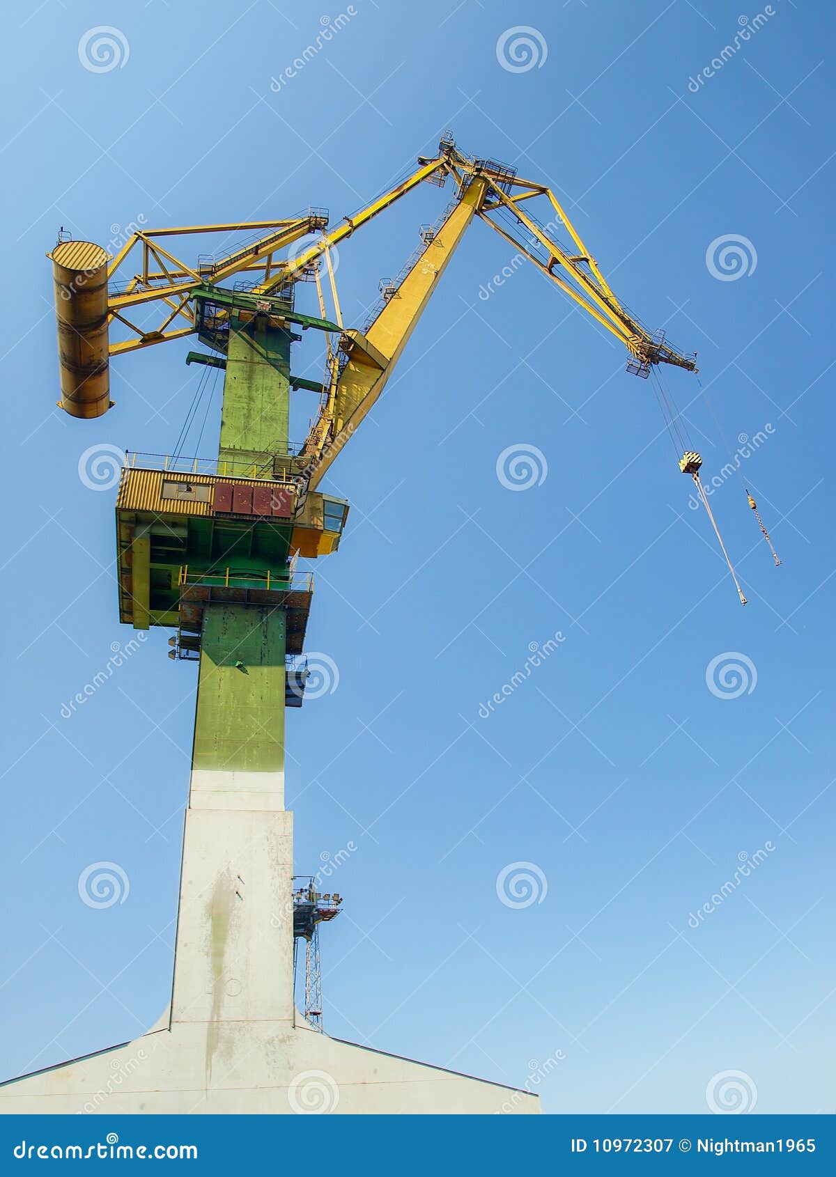 Portkran stockbild. Bild von meer, kanal, lieferung, verschiffen - 10972307