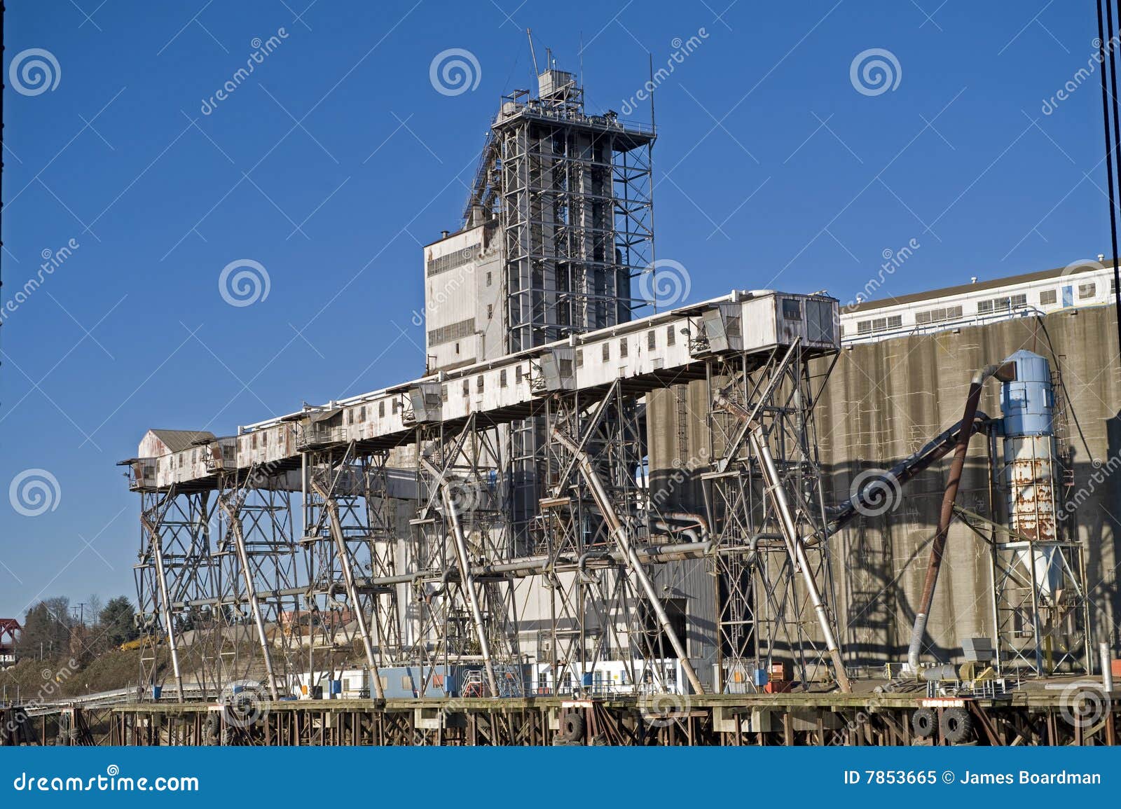 Portland docks stock image. Image of conveyor, building - 7853665