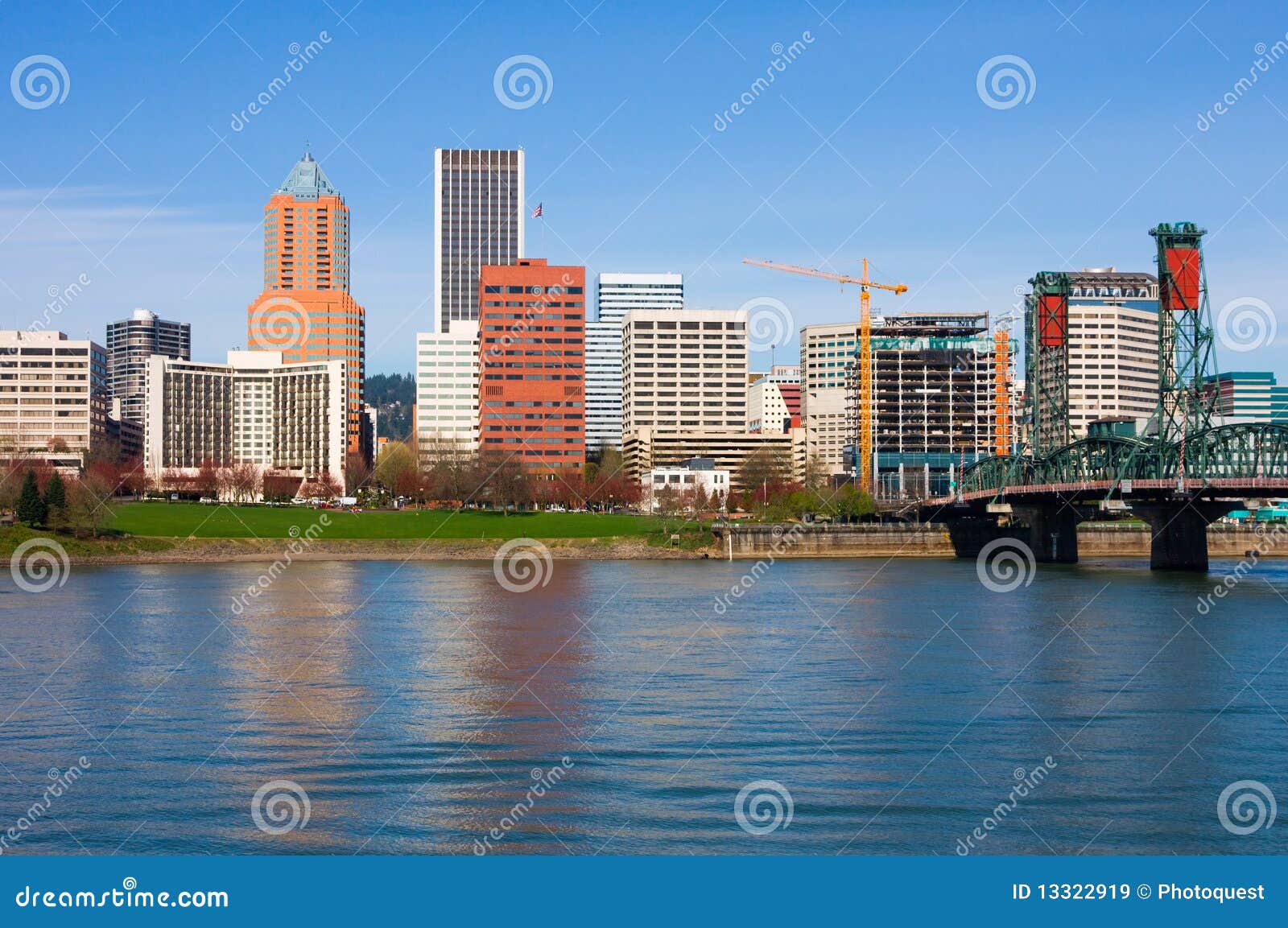 Portland Oregon stock image. Image of outdoor, metropolis - 13322919